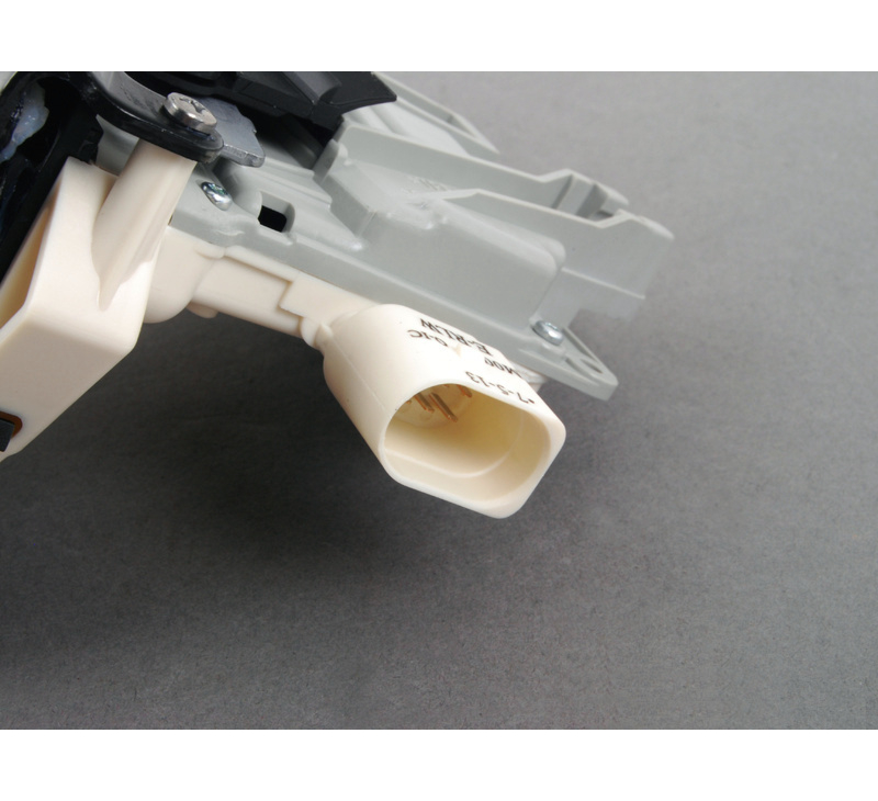 Audi VW 8K0-839-015 Door Lock (Rear Left)